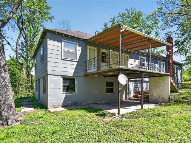 1422 S Maywood Ave, Independence, MO 64052 | MLS #2615 | Compass