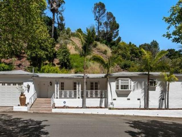 1422 San Ysidro Dr, Beverly Hills, CA 90210