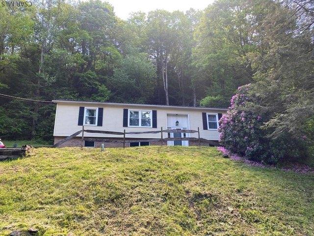 1422 Saylor School Rd, Boswell, PA 15531