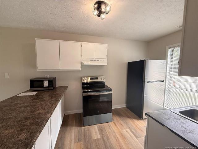 1422 Tangora Lane