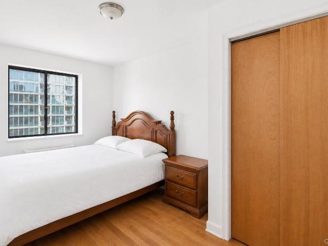 1422 th Avenue 6B