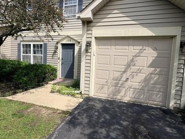 1422 W Split Oak Cir, Round Lake Beach, IL 60073