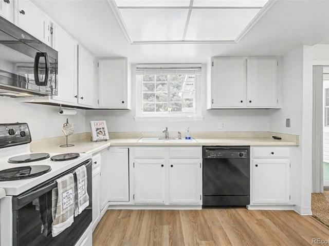 14233 E Marina Dr, Aurora, CO 80014