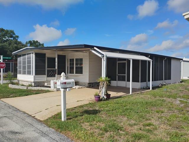 14233 Logan St, Hudson, FL 34667