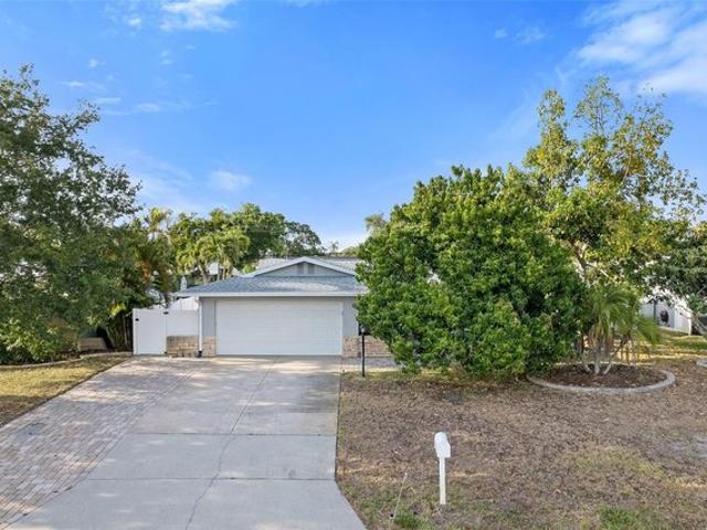 14233 nd Ave, Largo, FL 33774