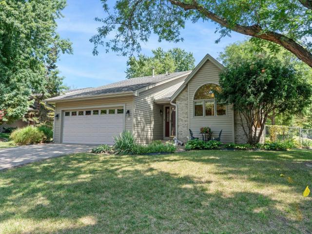 14231 Candlewood Lane NE