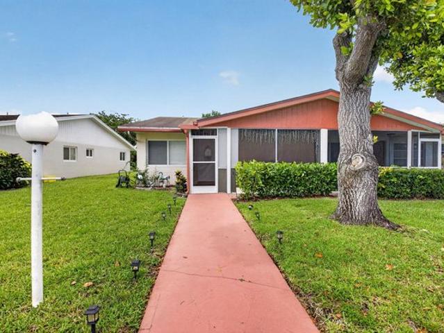 14232 Campanelli Dr, Delray Beach, FL 33484