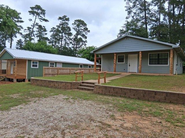 14236 E Ravine Run, Willis, TX 77318