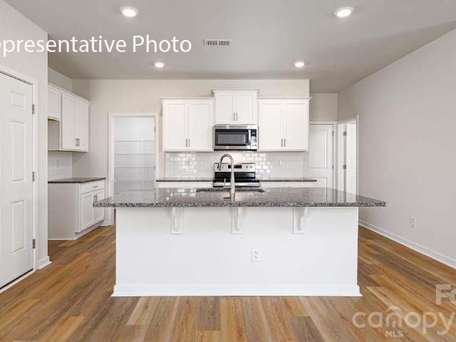 1423 Orchid Lane