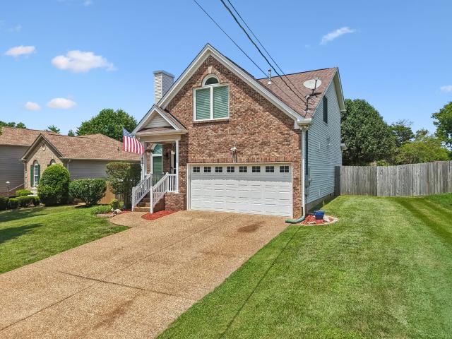 1423 Hilltop Dr