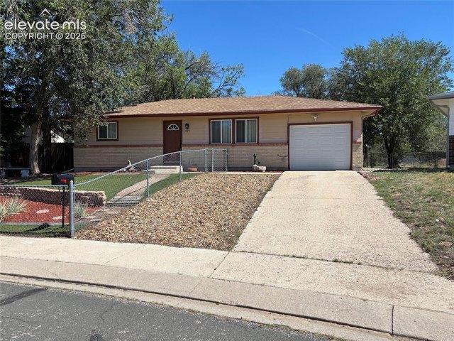 1423 Keith Dr, Colorado Springs, CO 80916