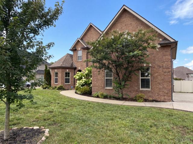1423 Rhonda Dr