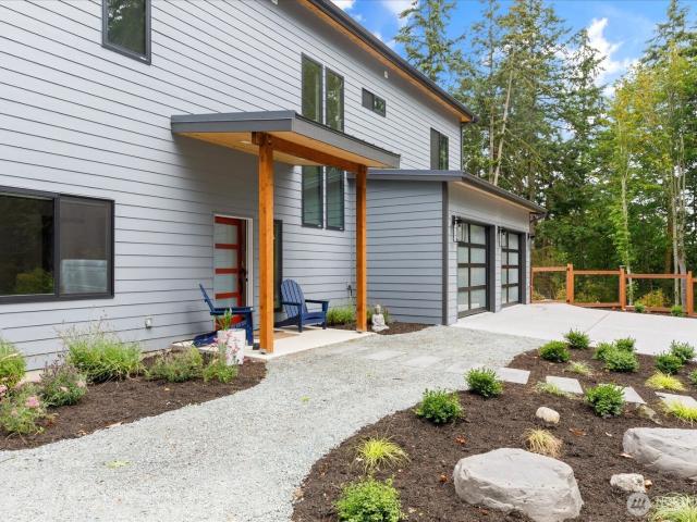 1423 Rose Lane