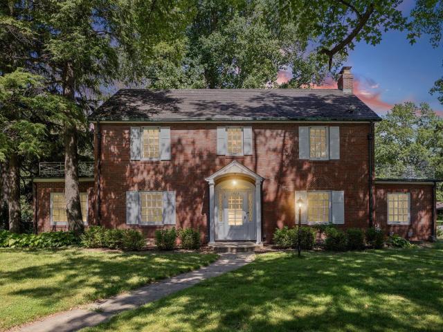 1423 S 9th Street