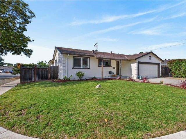 1423 Santa Fe Dr, San Jose, CA 95118 | MLS #ML82043 | Compass