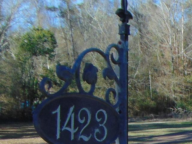 1423 SE Mallalieu Drive