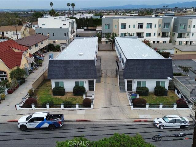 1423 W 158th