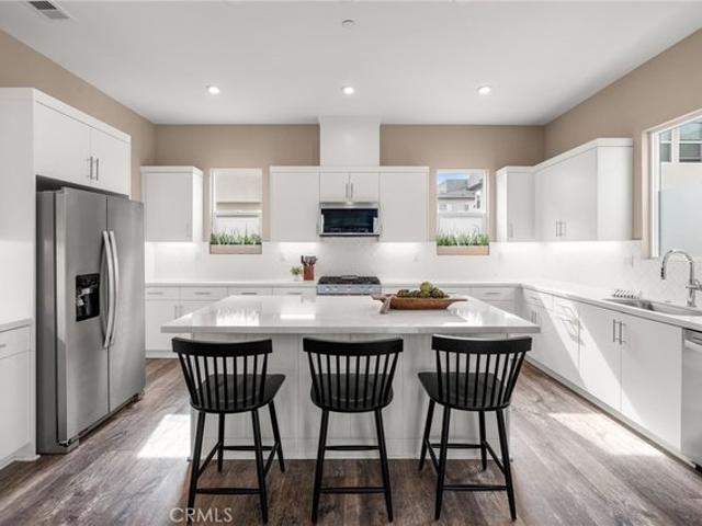 1423 W Cara Dr, Anaheim, CA 92805