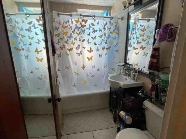 1423 35 Martha Washington Dr. 2 Bedroom Apartment for Rent at 1423 Martha Washington Dr, Wauwatosa, WI 53213