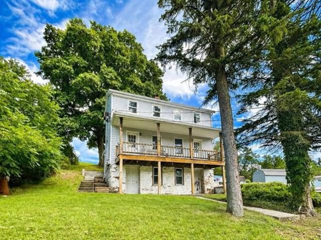 142 144 Green St, Frostburg, MD 21532