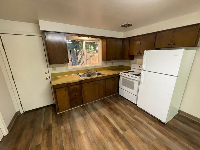 142 2 Bedroom Apartment for Rent at 228 Whitman St S, Monmouth, OR 97361