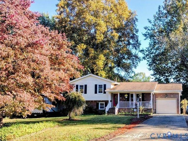 142 Country Club Dr, Williamsburg, VA 23188