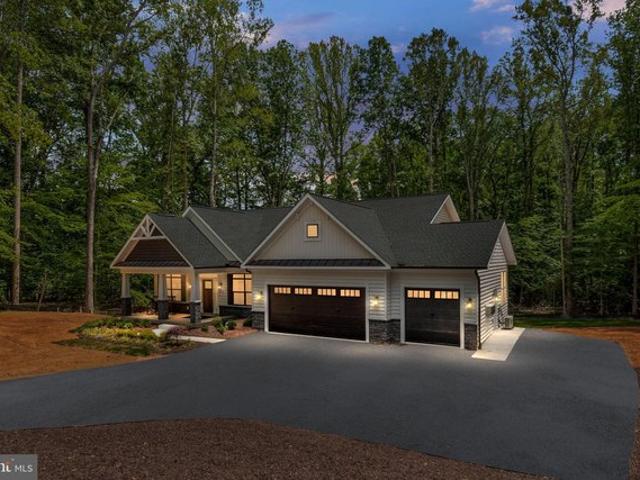 142 Chesapeake Dr, Stafford, VA 22554