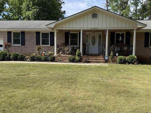 142 Chillingham Rd, Irmo, SC 29063