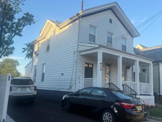 142 Clay St