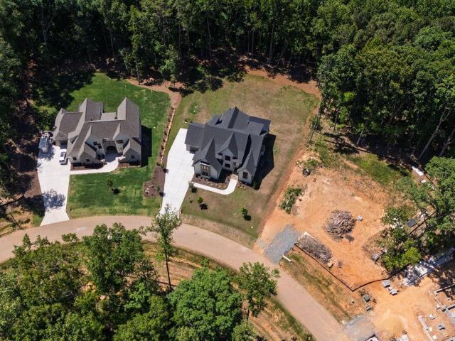142 Clementine Way