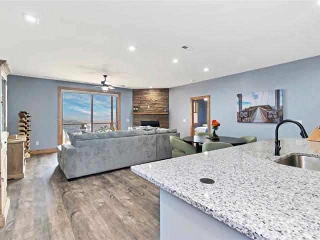 142 Crescent Lane 22D