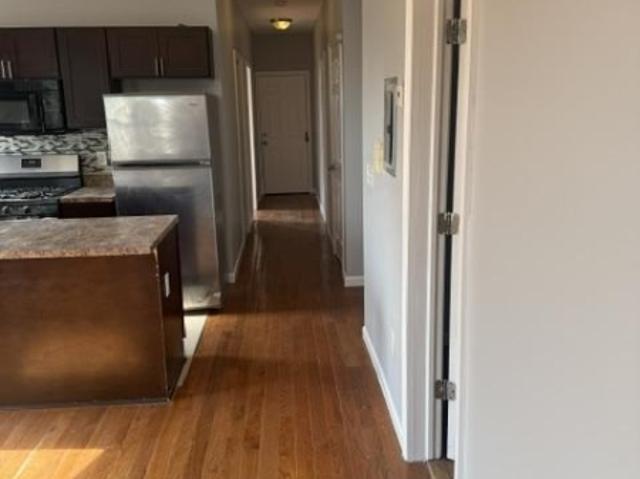 142 Abinger Pl