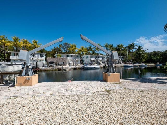 142 Airstream Ln, Tavernier, FL 33070 | MLS #619141 | Compass