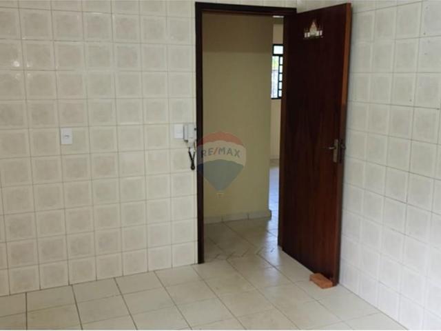 142 Área Útil Casa Alugar, 3 Dormitórios localizado em Rua dos Crisântemos, Próximo ao campo de futebol Jardim dos Pinheiros, Atibaia, São Paulo, 12945580 | Brasil