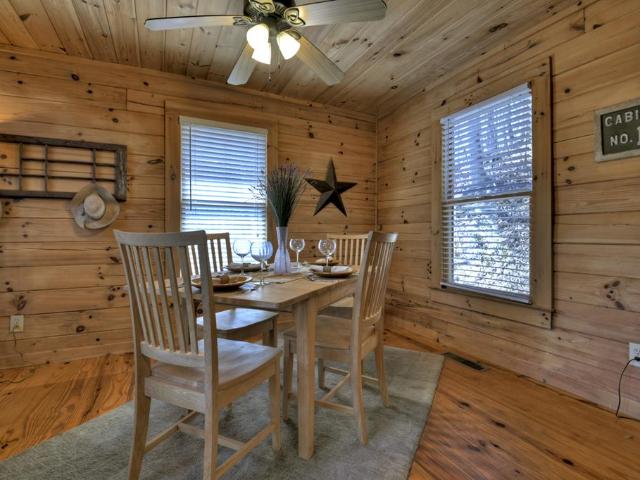 142 Arrow Ridge Rd, McCaysville, GA 30555 | MLS #428596