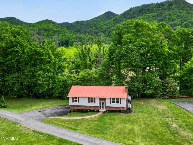 142 Backer Lane