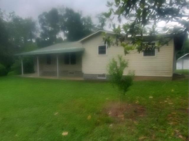 142 Baldwin Hill Rd, Tazewell, TN 37879