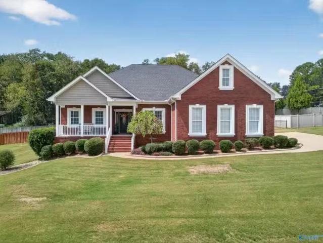 142 BARRINGTON CIR, ALEXANDRIA, AL 36250
