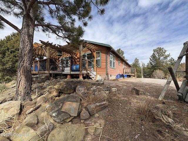 142 Bridle Bit Rd, Newcastle, WY 82701