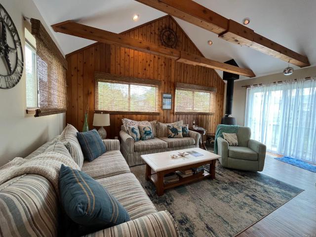 142 Bungalow Ln, Ocean Beach, NY 11770 | MLS #L3350
