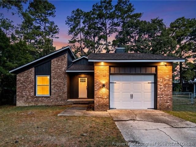 142 Bunker Hill Rd, Fayetteville, NC 28314