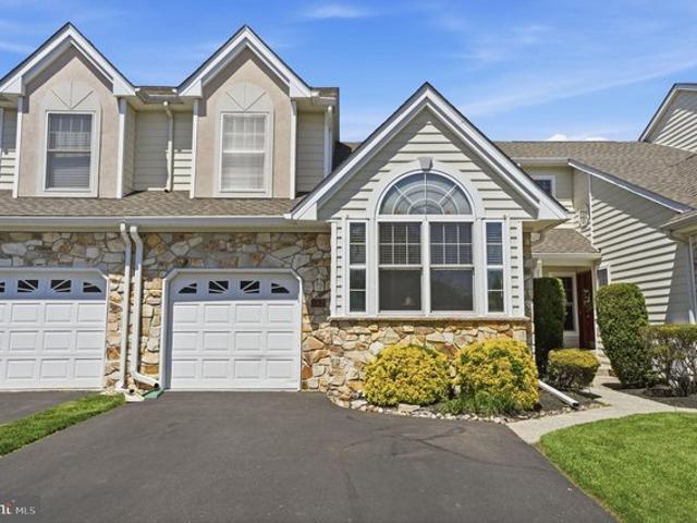 142 Grandview Dr, Warminster, PA 18974