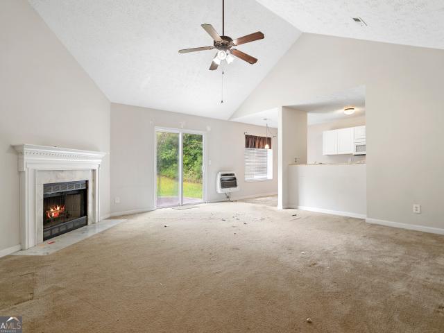 142 Doe Lane SE