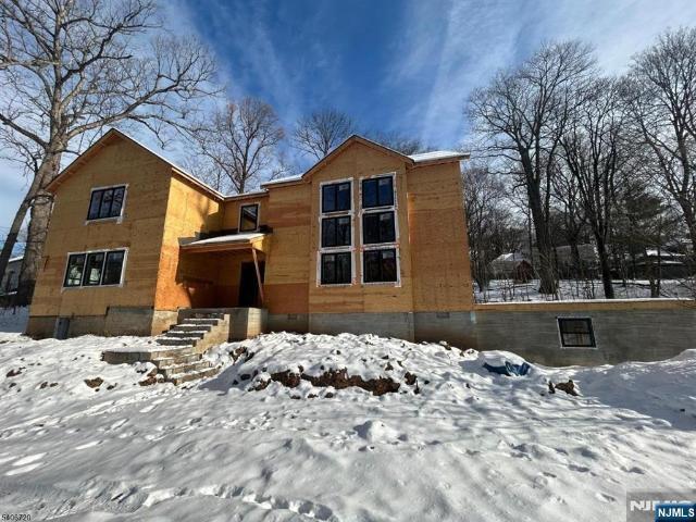 142 Diamond Hill Rd, Berkeley Heights, NJ 07922 | MLS #26002 | Compass