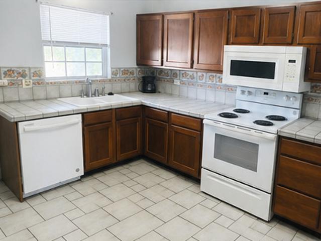 142 E Winchester Road # C