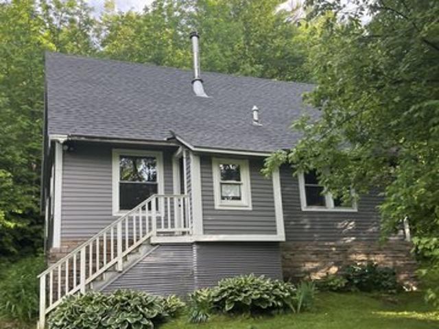 142 Folsom Hill Rd, Marshfield, VT 05658