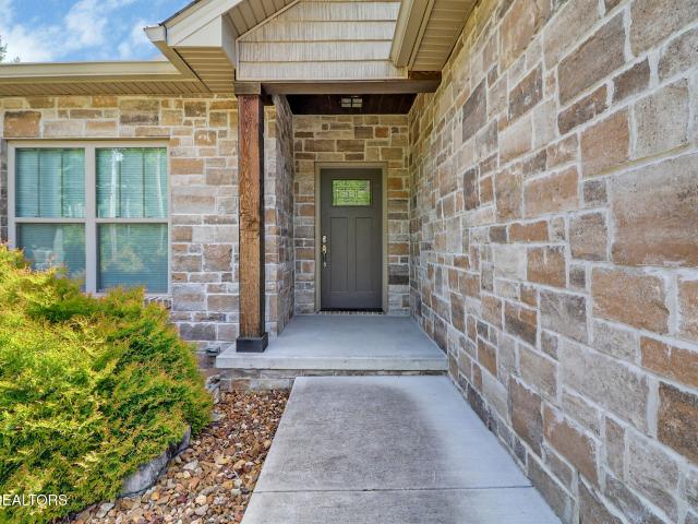 142 Forest View Drive