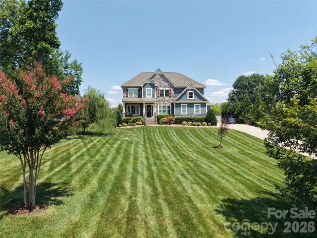 142 Farm Knoll Way