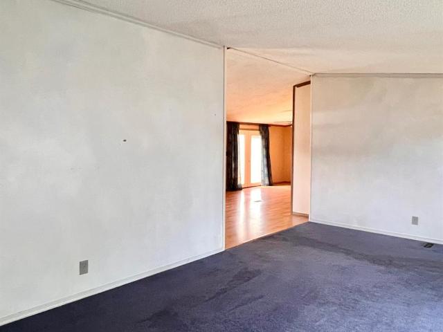 142 Farmdale Dr
