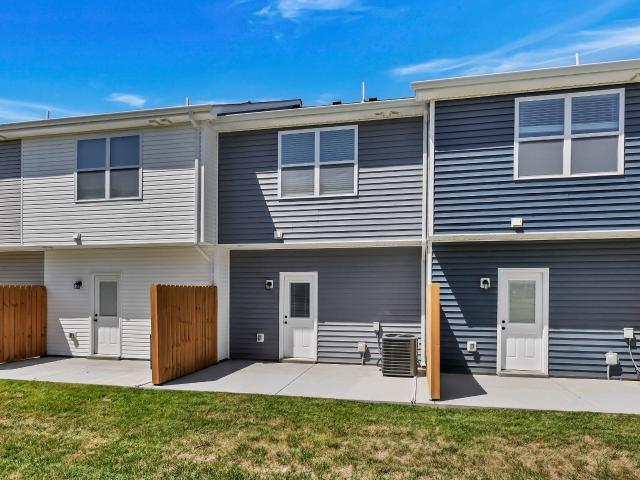 142 Front Ridge Cir